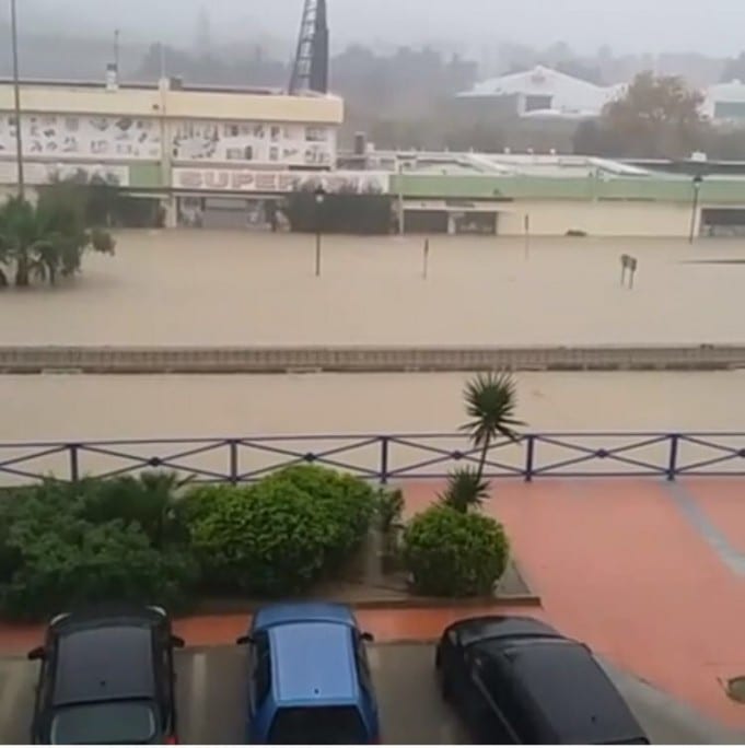 WATCH: Flash floods turn Costa del Sol into red alert disaster zone ...