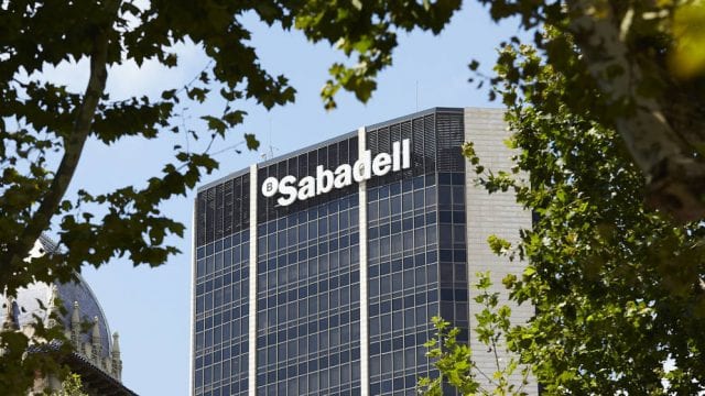 Sabadell bank bosses plot HQ move from Catalunya over independence ...