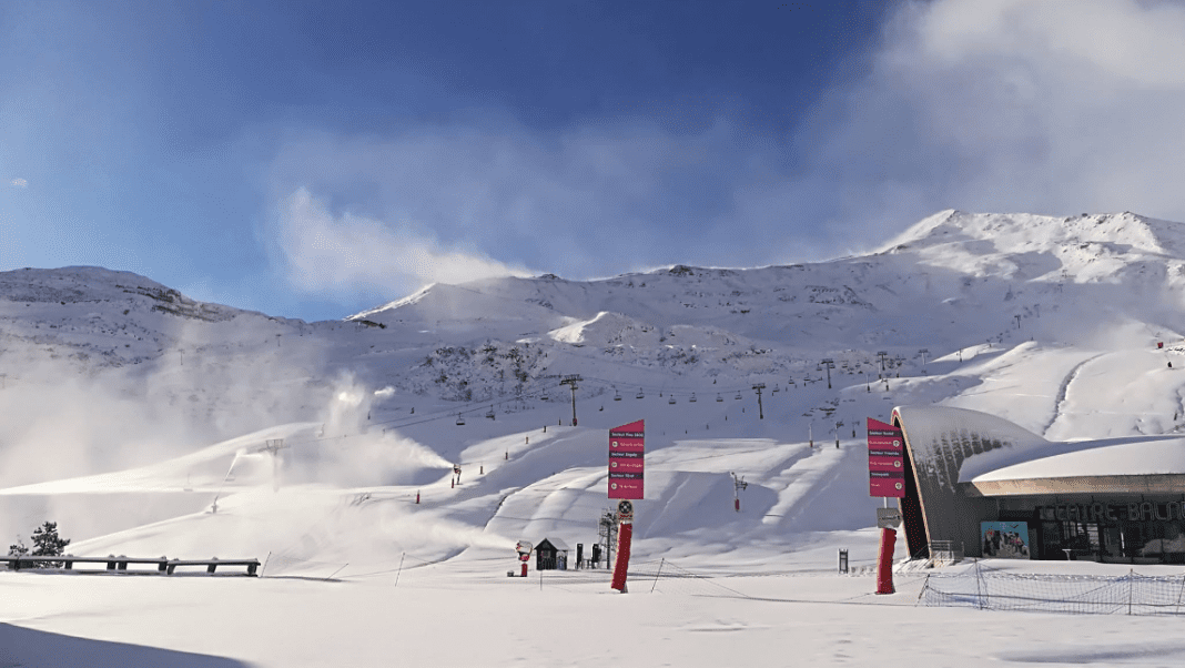 IN PHOTOS: Snow covers northern Spain as temperatures fall below 1C and ...