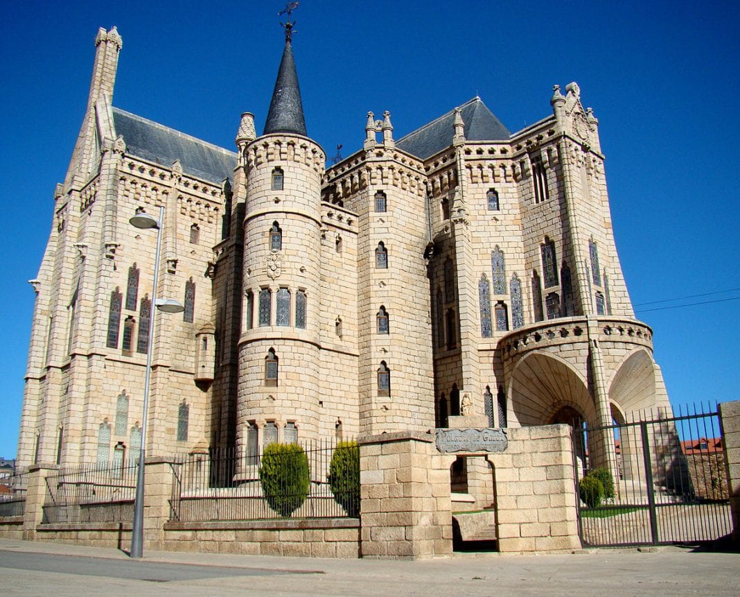 The Gaudi Effect - A look at Spain's most influential architect - Olive ...