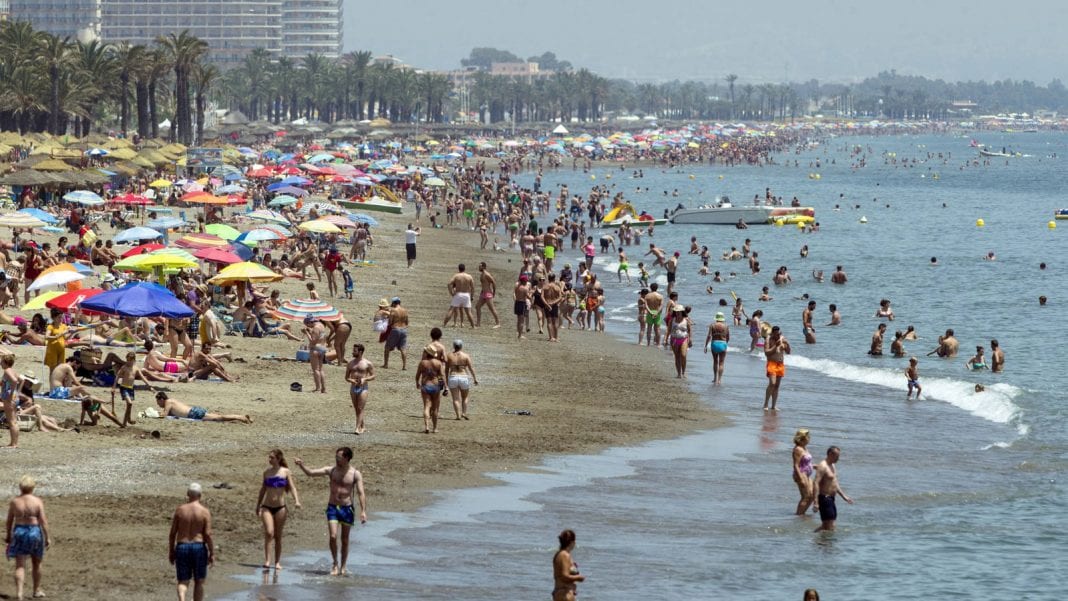 Tourist beds hit record 700,000 in Andalucia – can the region handle ...