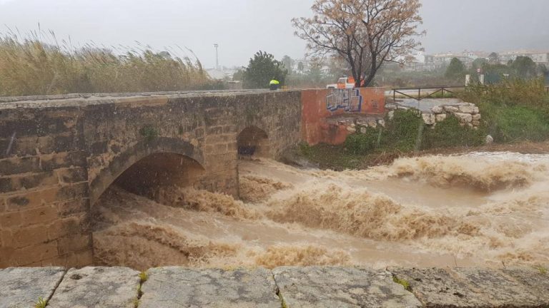 Just THREE of 30 urgent flood defences have been built in Alicante ...