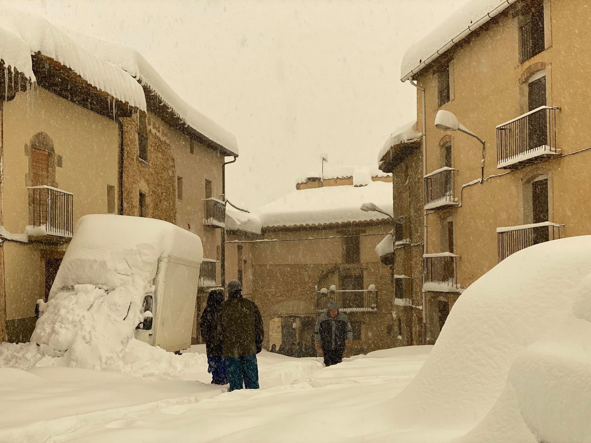 IN PICS: Parts of Spain see 'worst snow in 50 years' as Storm Gloria ...