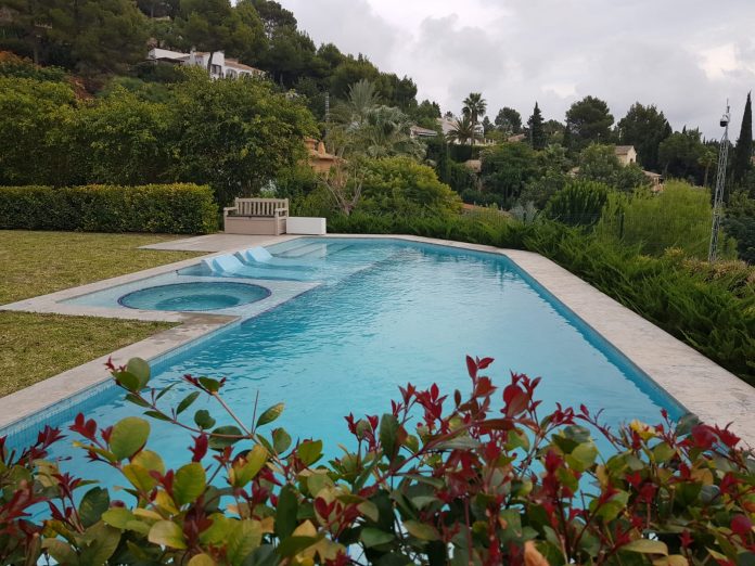 Convert your Swimming Pool in Spain into a Health Spa, with Salt Water ...