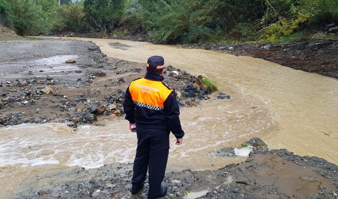 IN VIDEOS: Roads, schools closed and baby rescued as flash floods wreak ...