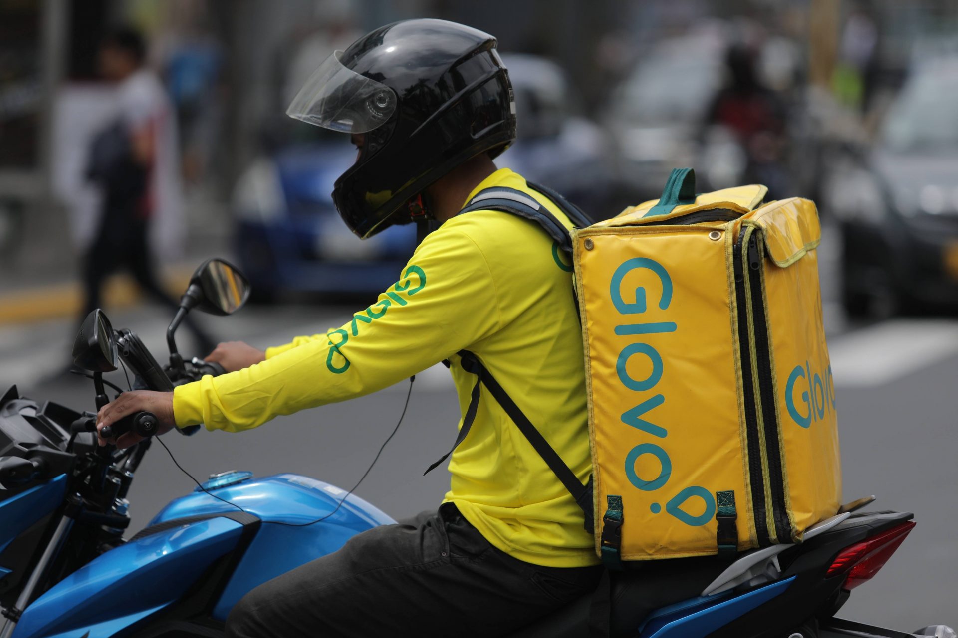Big online sales rise for Spanish delivery 'app' leads to new Valencia ...