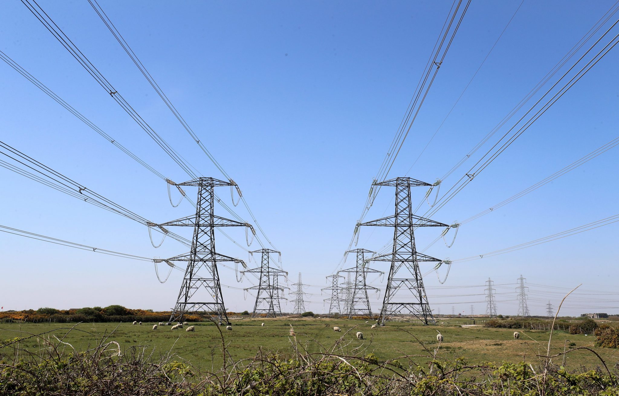Spain's April blackout 'failure' is revealed in government report ...