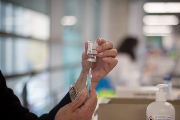 Spain confident of youth vaccinations by July thanks to new Pfizer ...
