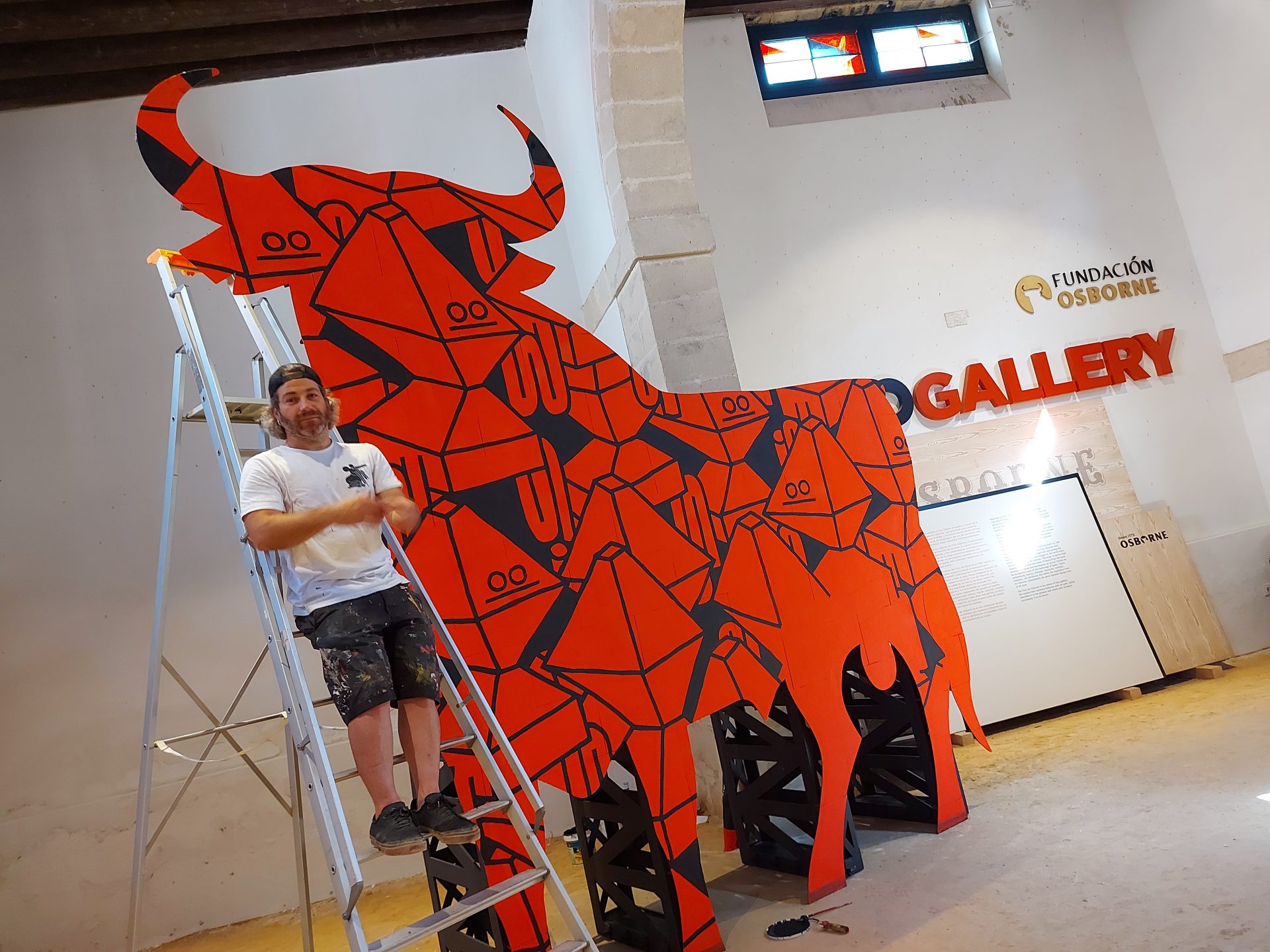 Spain's iconic Osborne bull gets a redesign to mark anniversary - Olive ...
