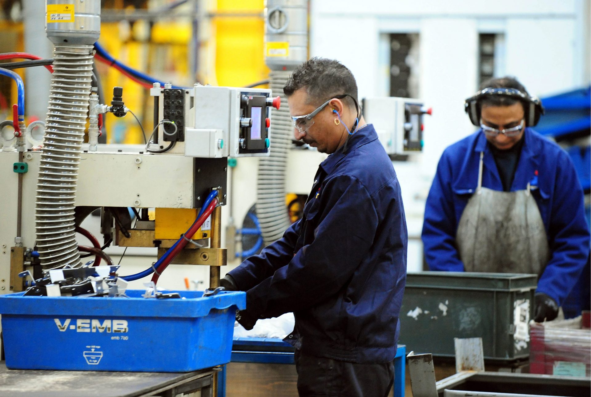 Spain’s Congress rejects government proposal to reduce working week to ...