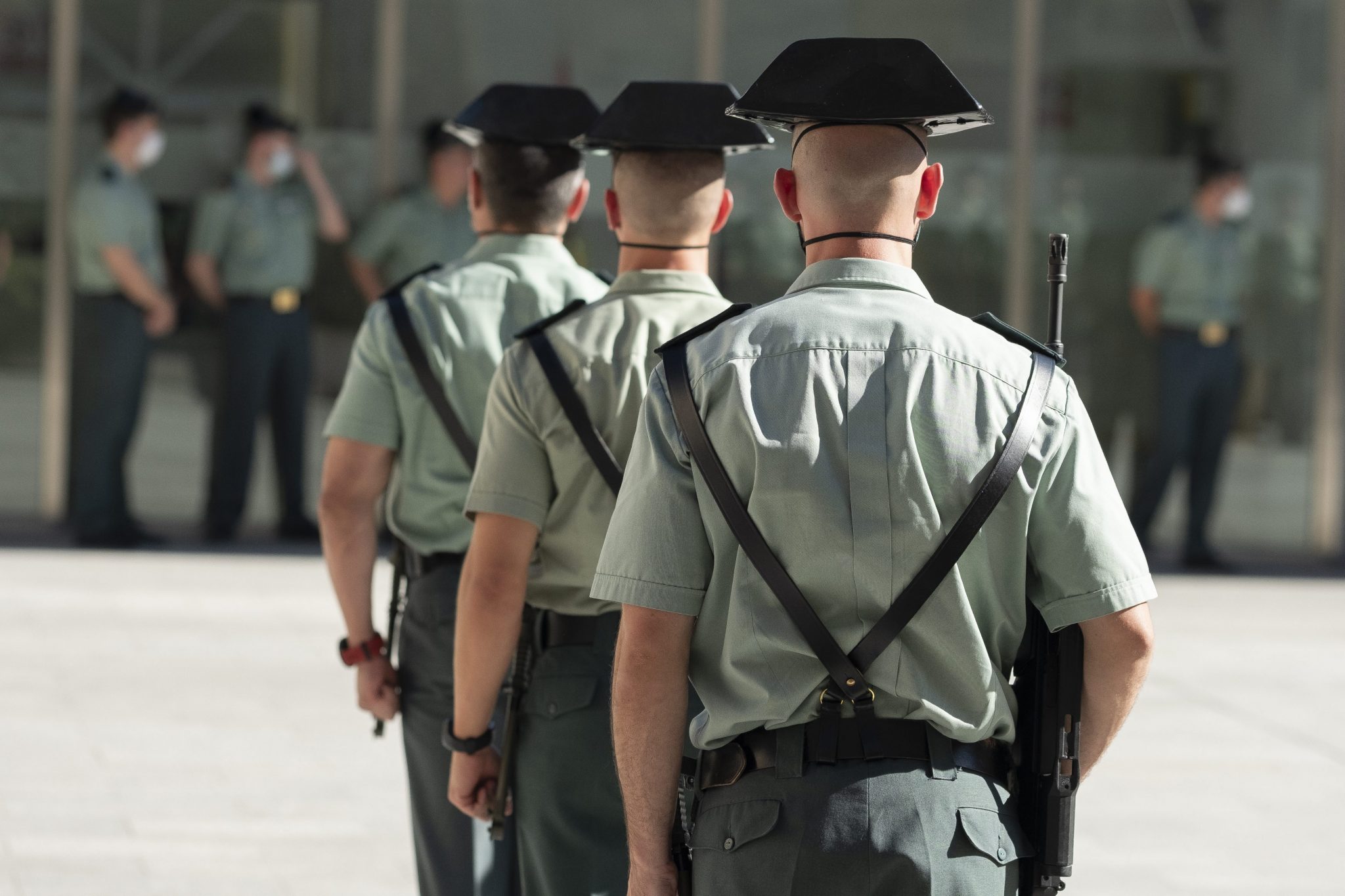 Guardia Civil in Spain gets protective over uniform replicas - Olive ...