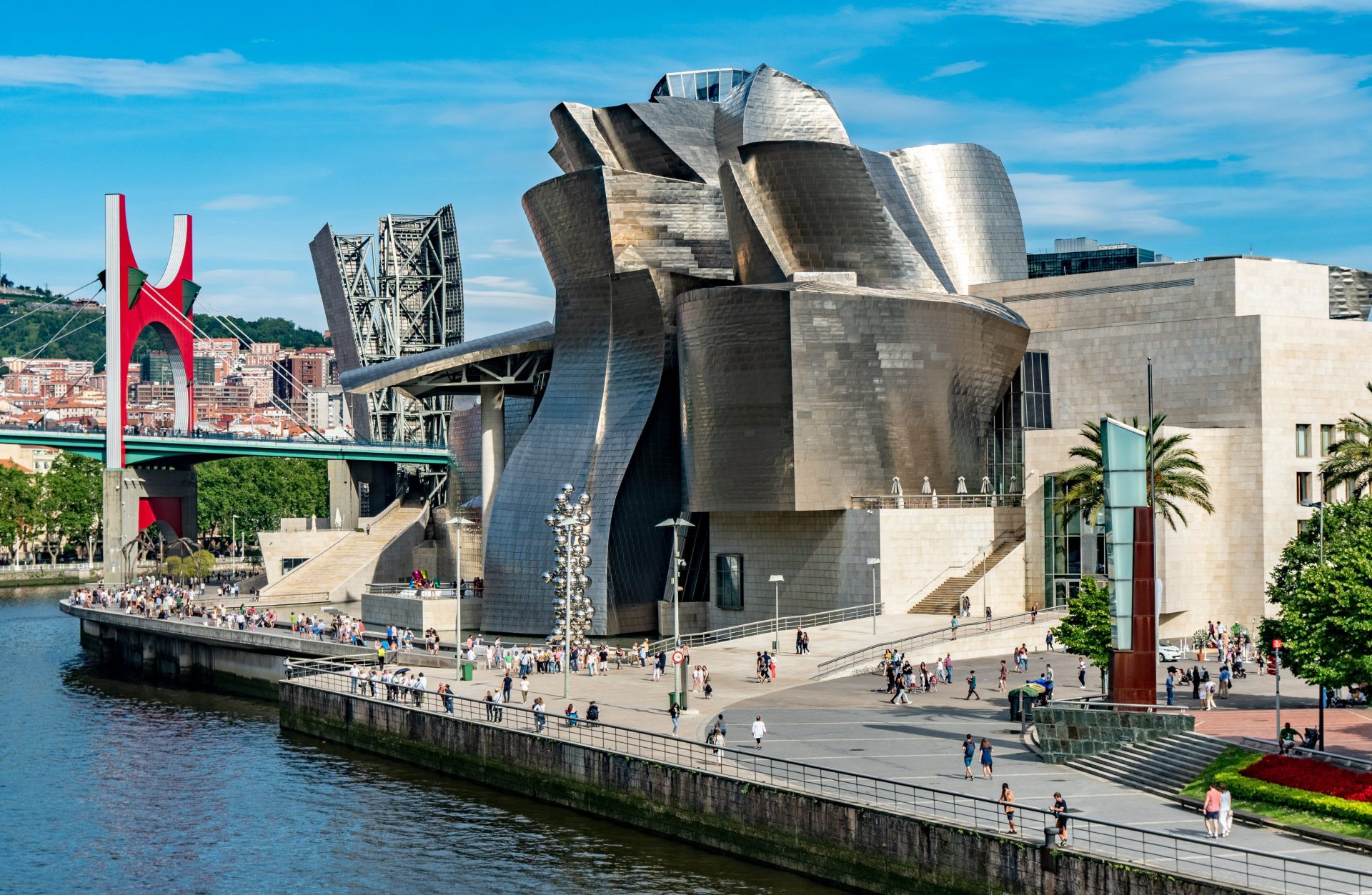 How Spain's iconic Guggenheim Museum in Bilbao geared up to celebrate ...