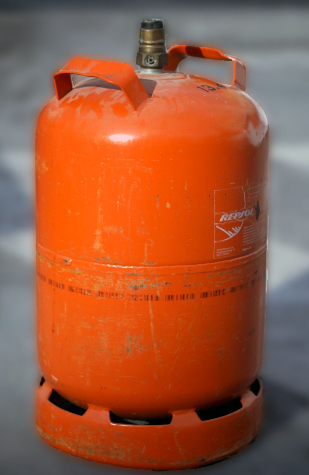 British man dead with wife seriously ill after gas cylinder leak at ...