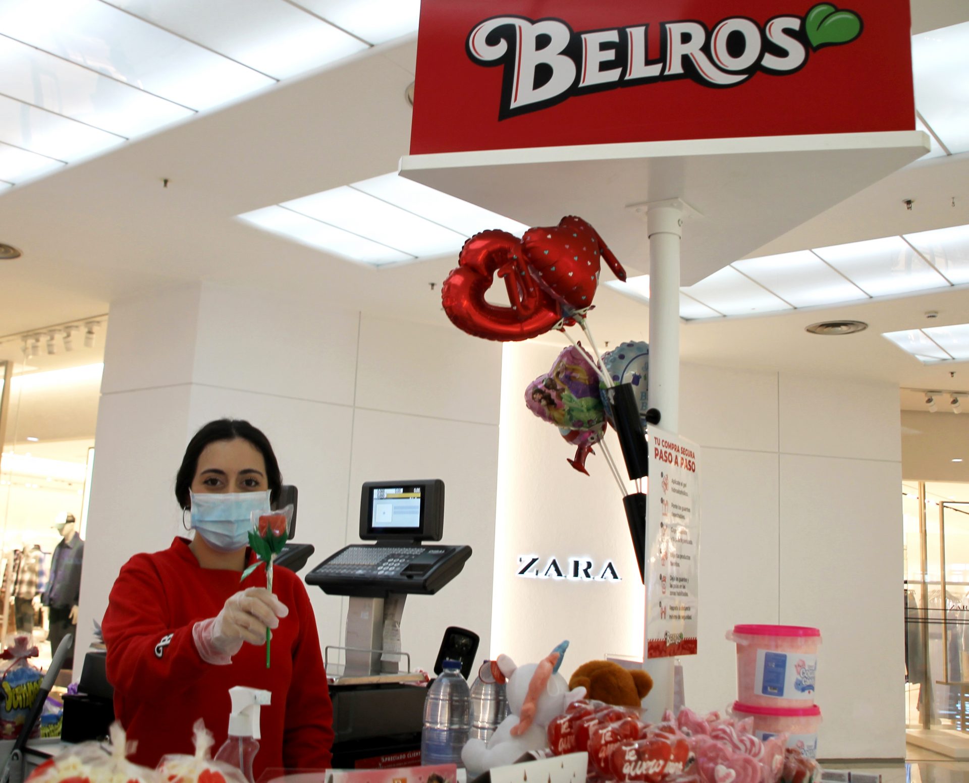 What happens in Elche, stays in Elche: Vegas-style 'weddings' in ...