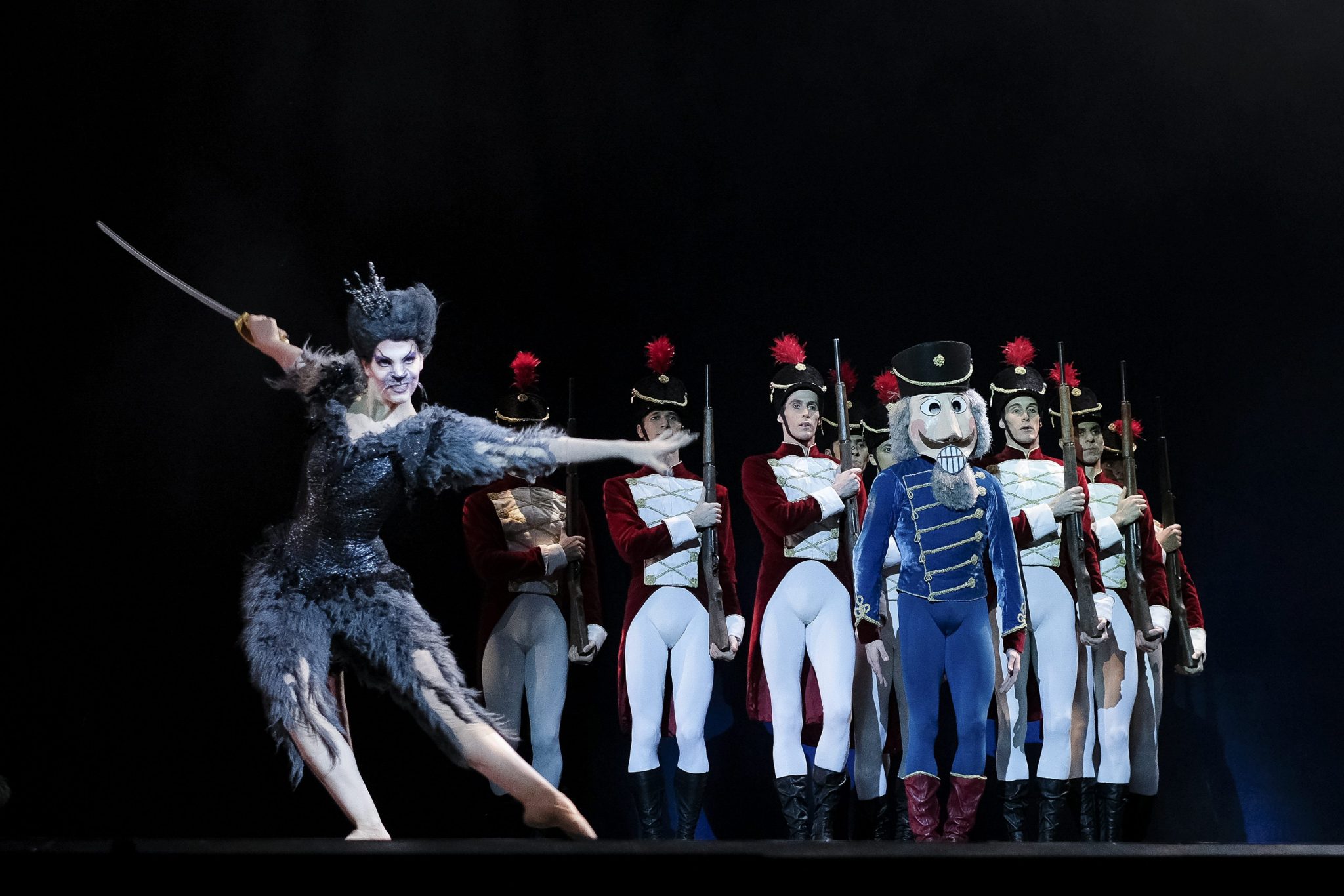 Spain's National Dance Company welcomes five Ukrainian ballet dancers ...