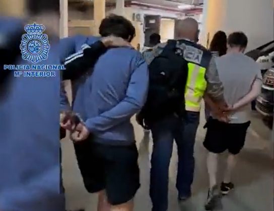 WATCH: Moment Police nab one of most wanted fugitive Brits on Spain's ...