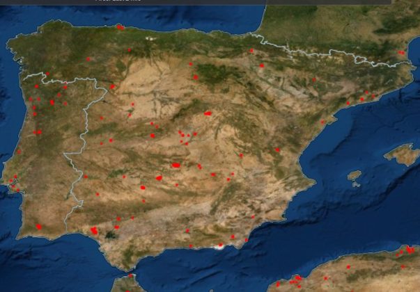 MAP: Images from space show in real time where wildfires raging in ...