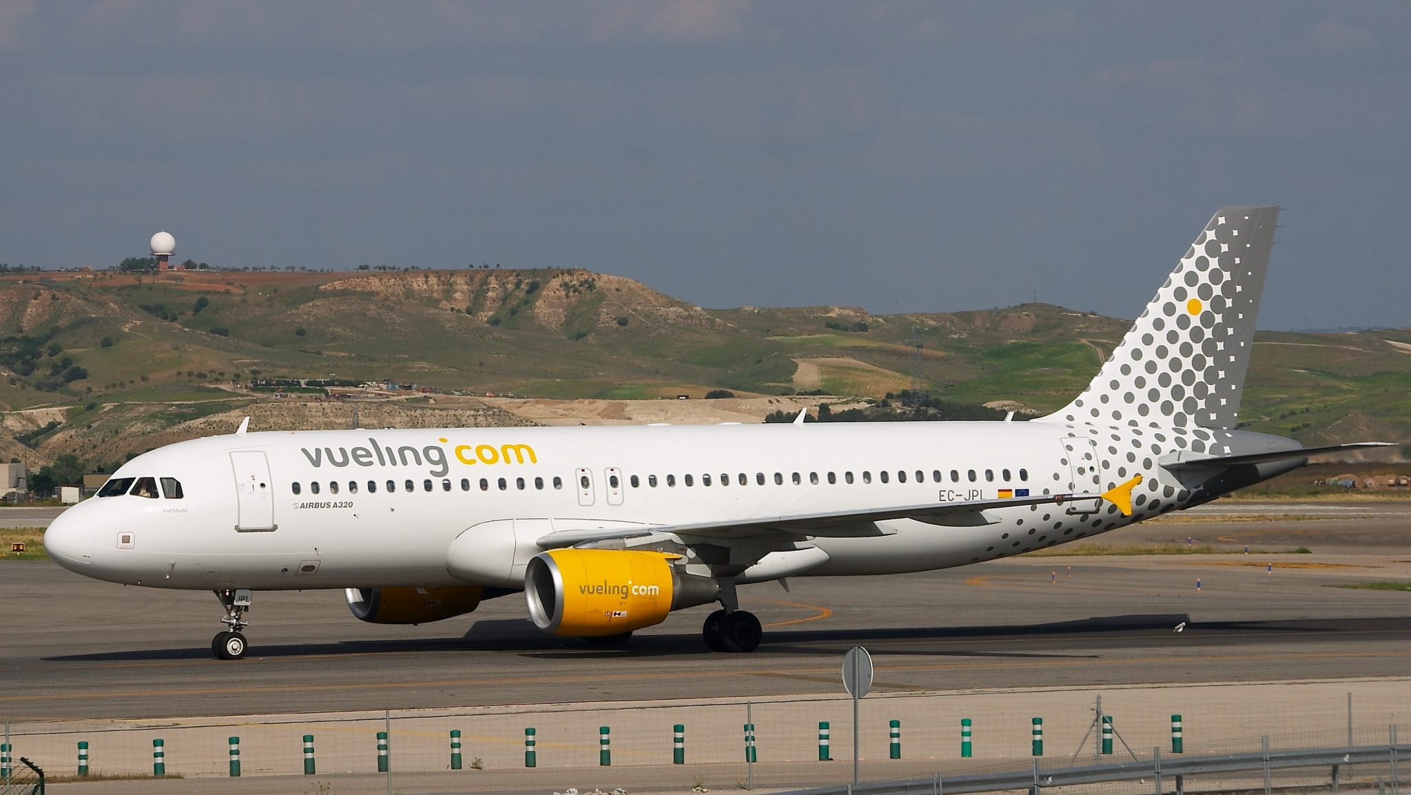 Vueling accused of anti-semitism after group of Jewish children are ...