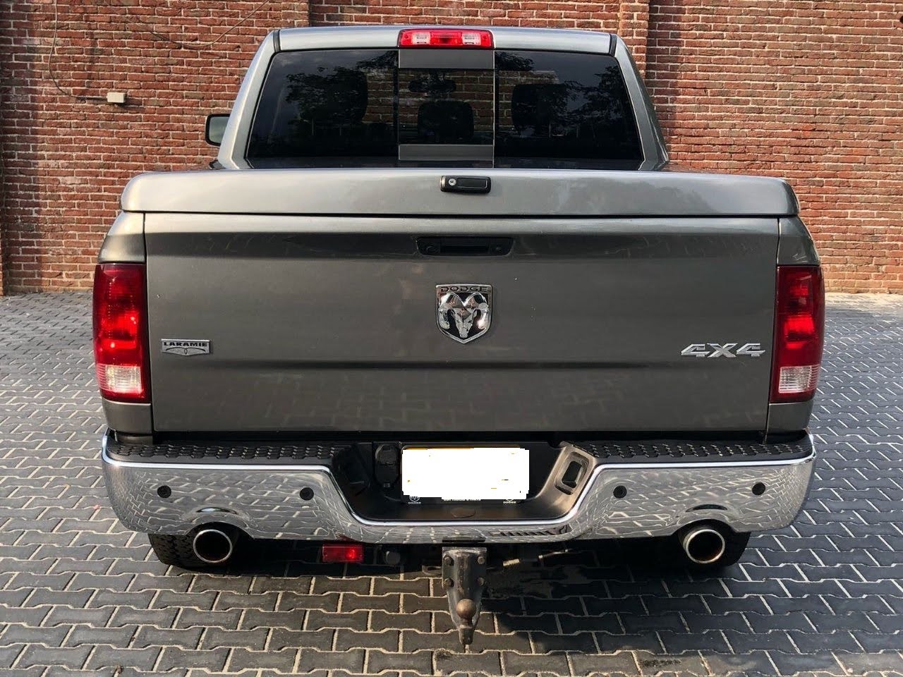 FOR SALE - Luxury 11 MTR American Camper Trailer - Olive Press News Spain