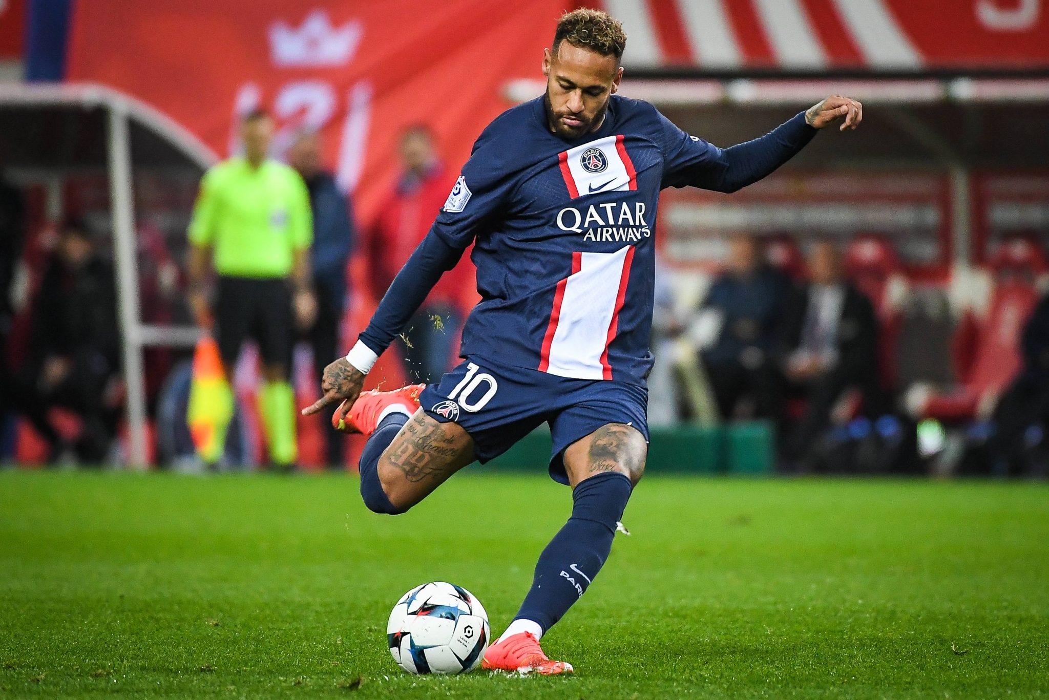 Brazilian football star Neymar returns to Barcelona for start of ...