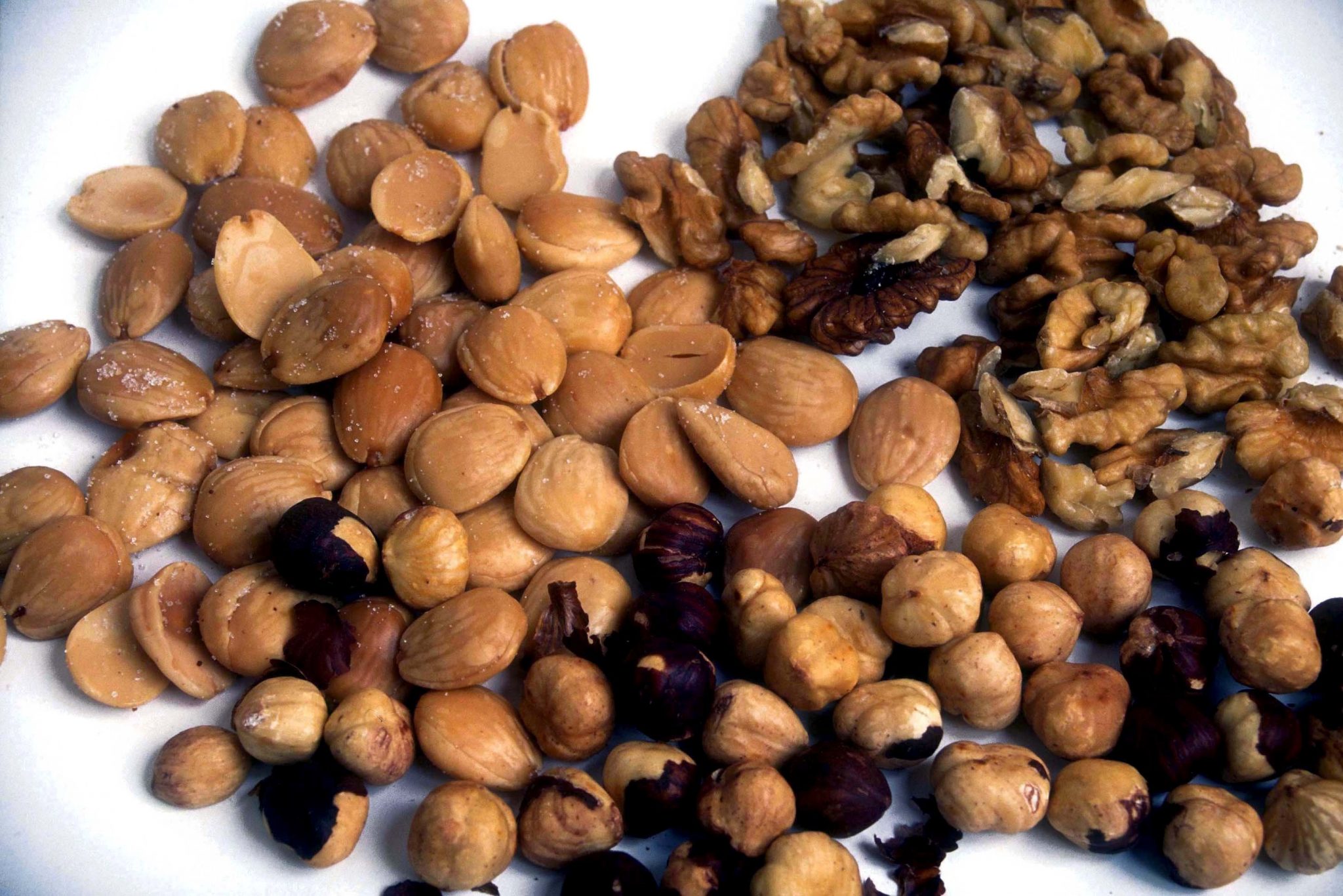 Tragedy of baby girl choking to death on a nut in Spain's Alicante area ...