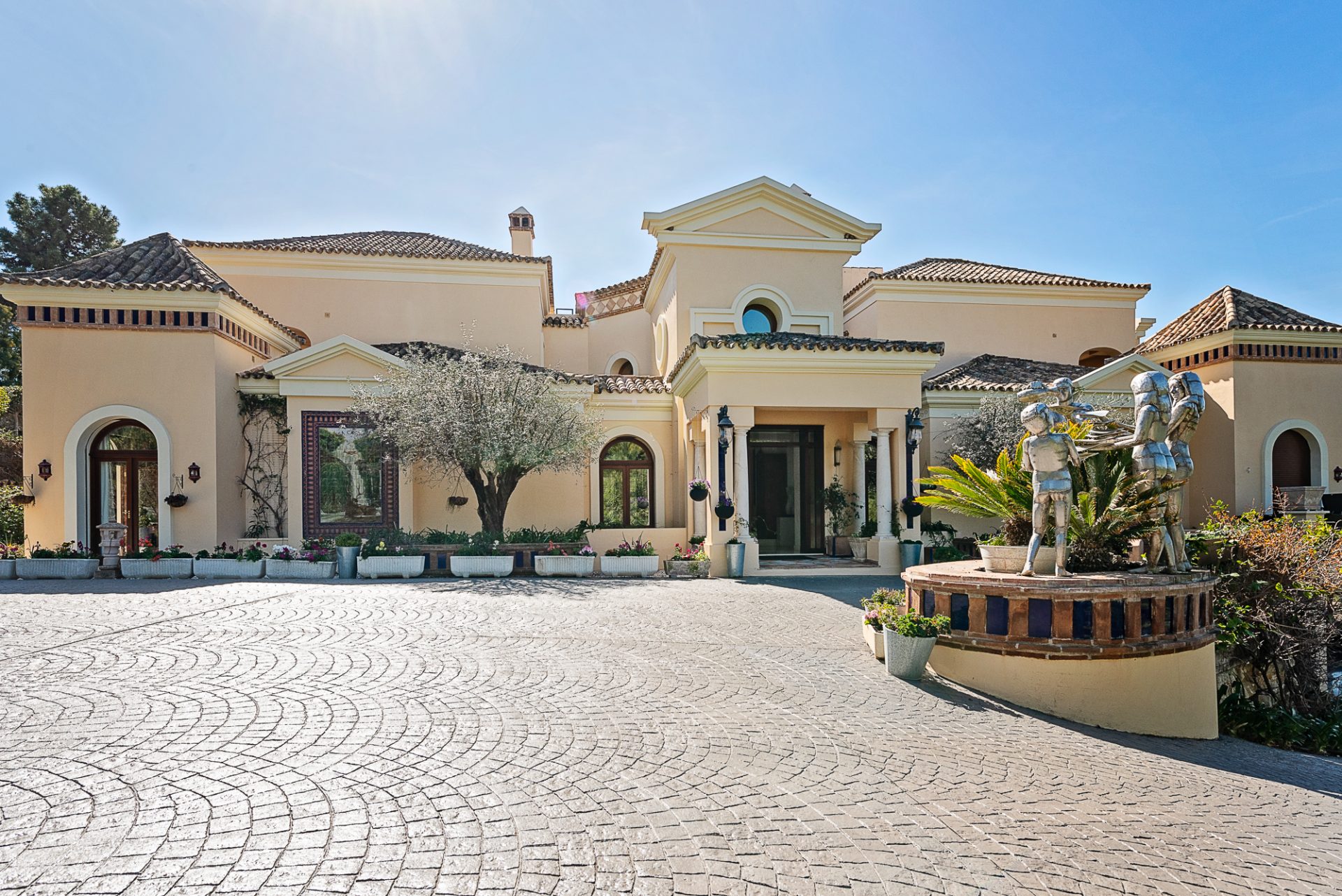 Exclusive €9 million La Zagaleta mansion up for sale - Olive Press News ...