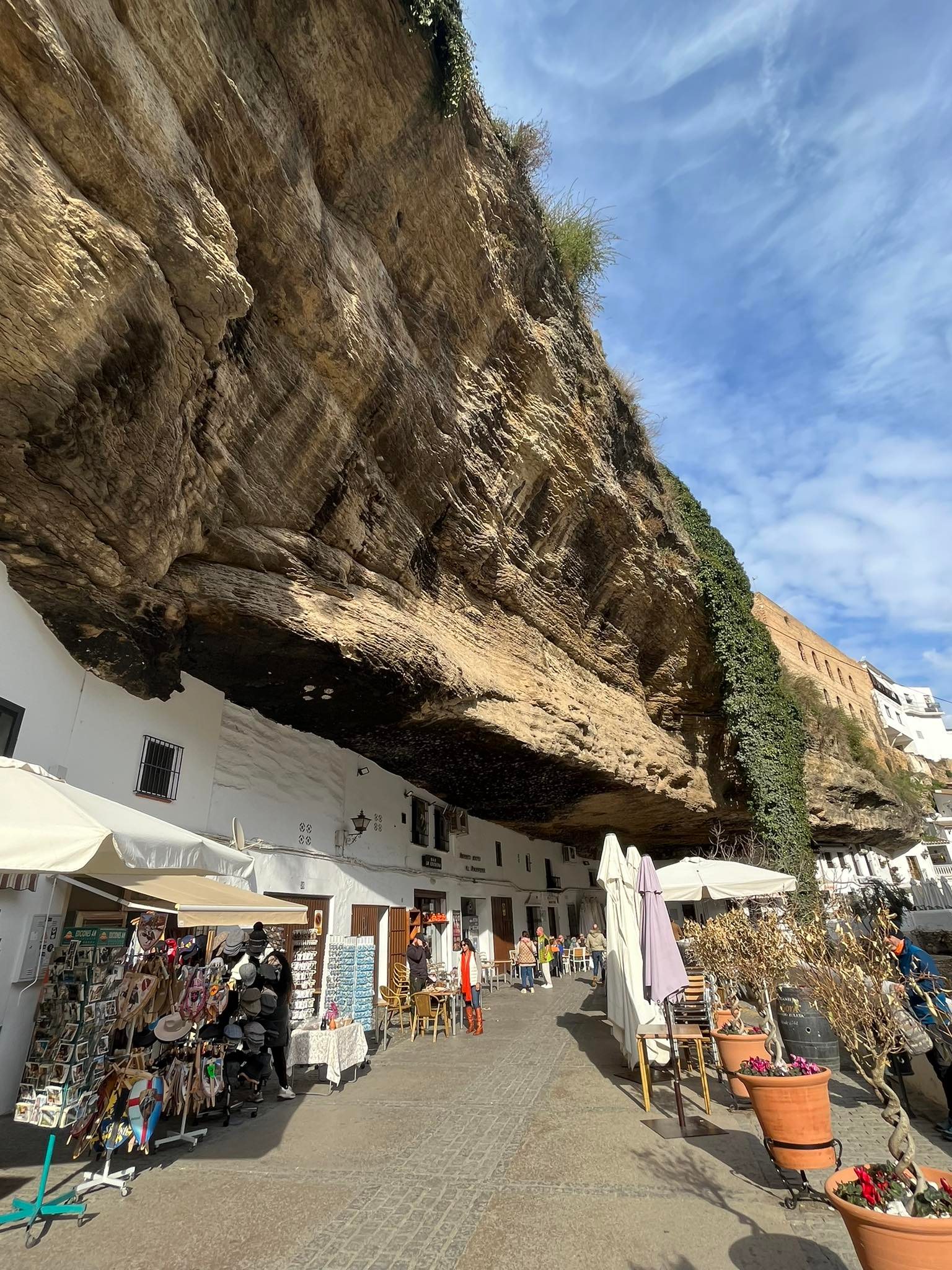 Setenil de las Bodegas: A Spanish pueblo paradise inside a labyrinth of ...