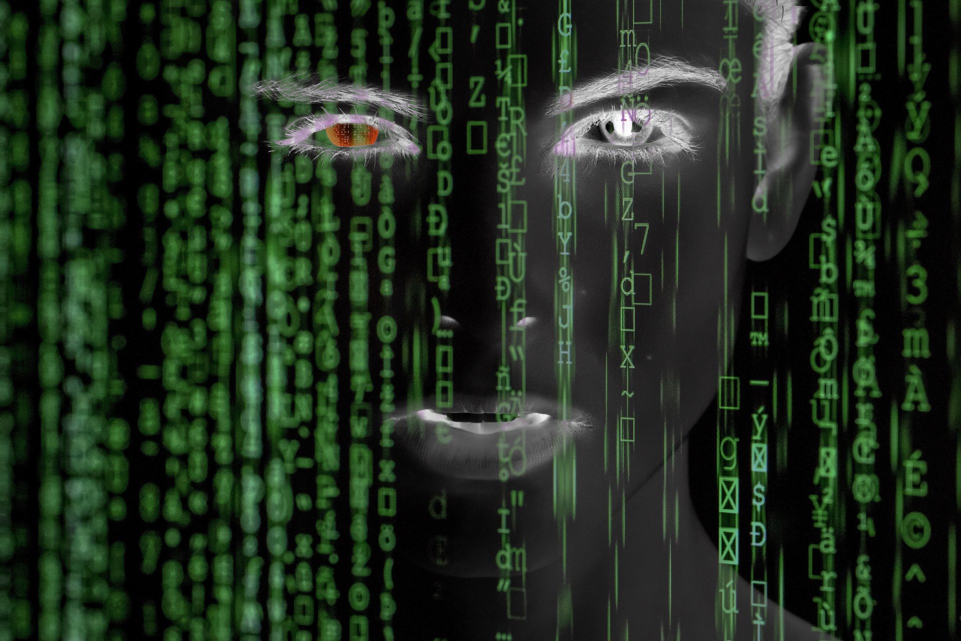 Police raid Andalucia home of teen who doxed spy bosses