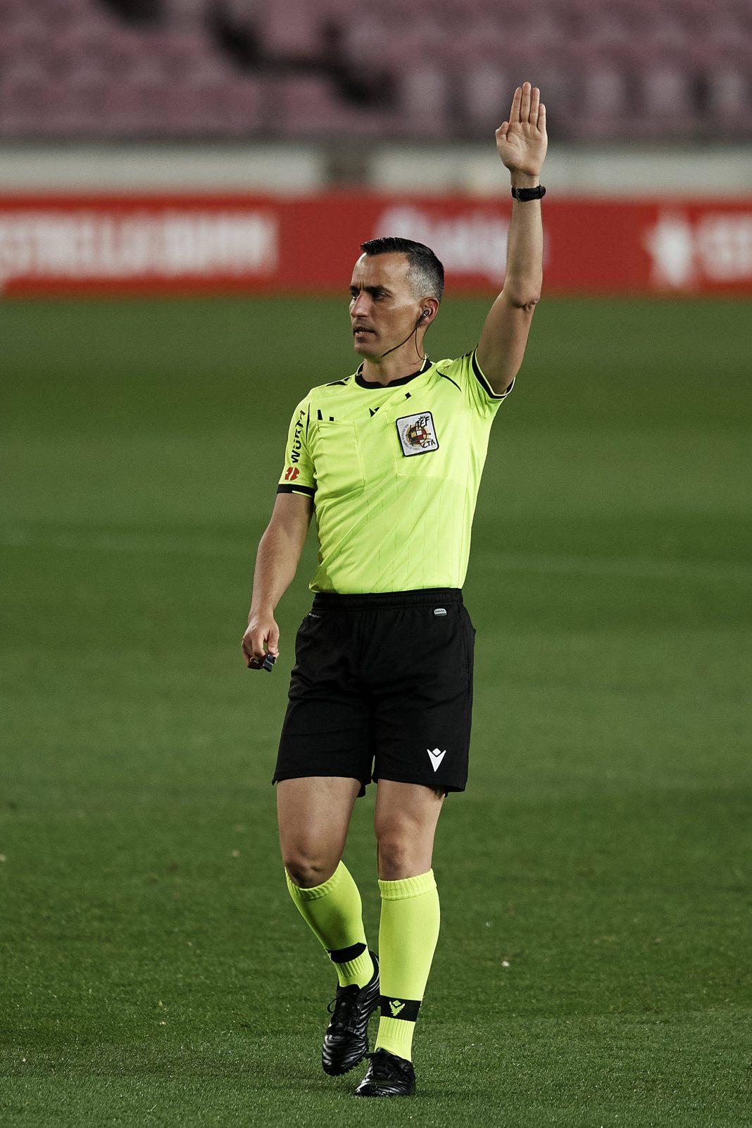 Referee Real Estate Empires: The unexplained wealth of Spain's elite ...