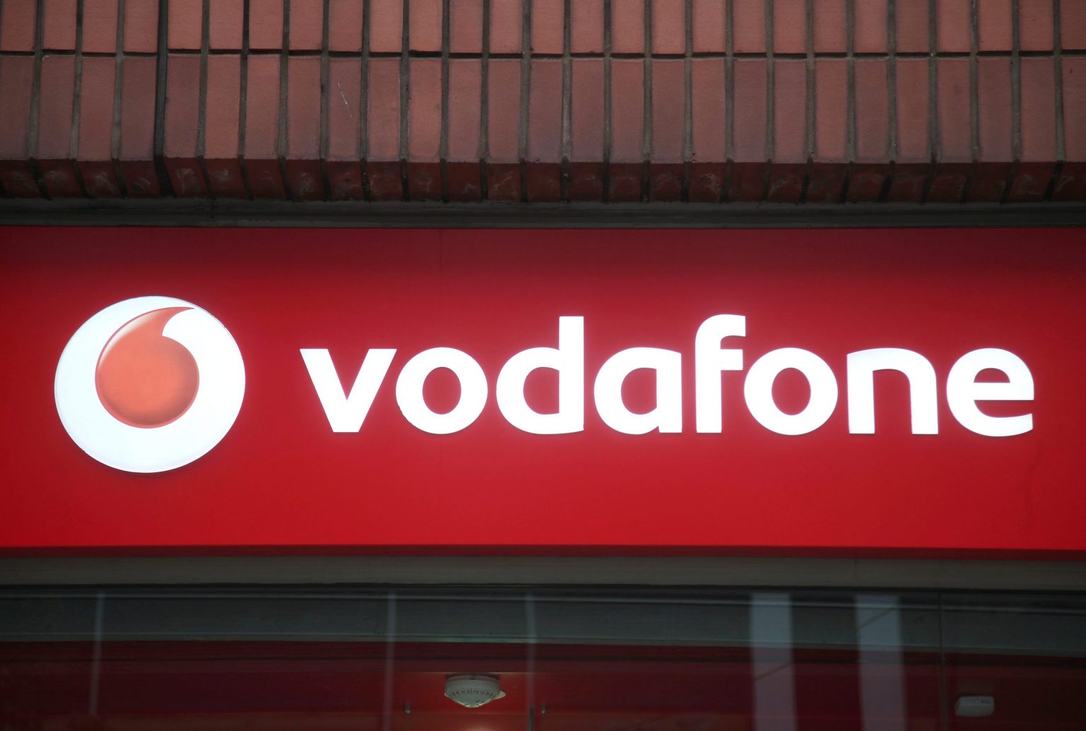 Vodafone could quit Spain as telecoms-mobile market heats up - Olive Press News Spain