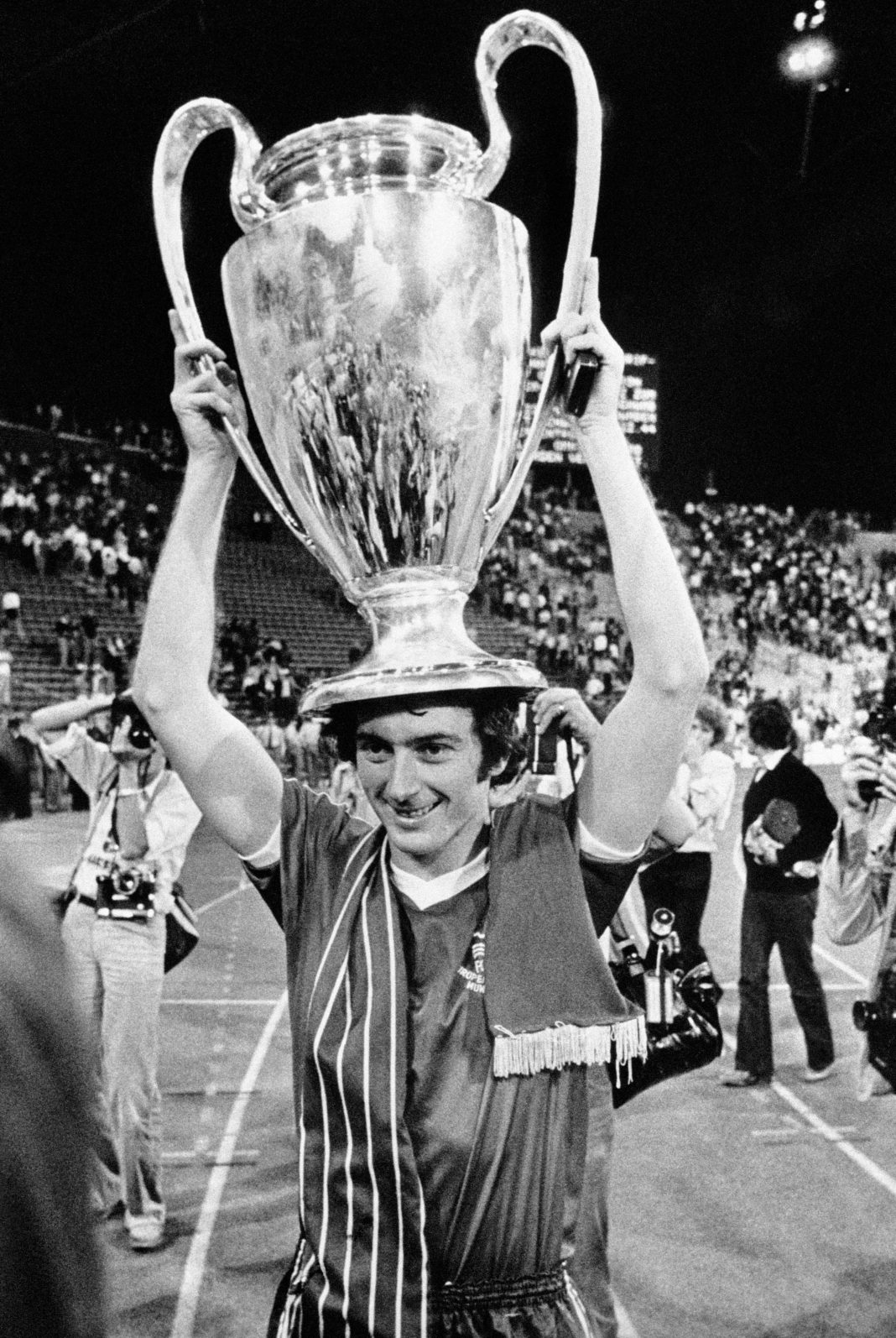 Illustrious football legend Trevor Francis passes away at his home in ...