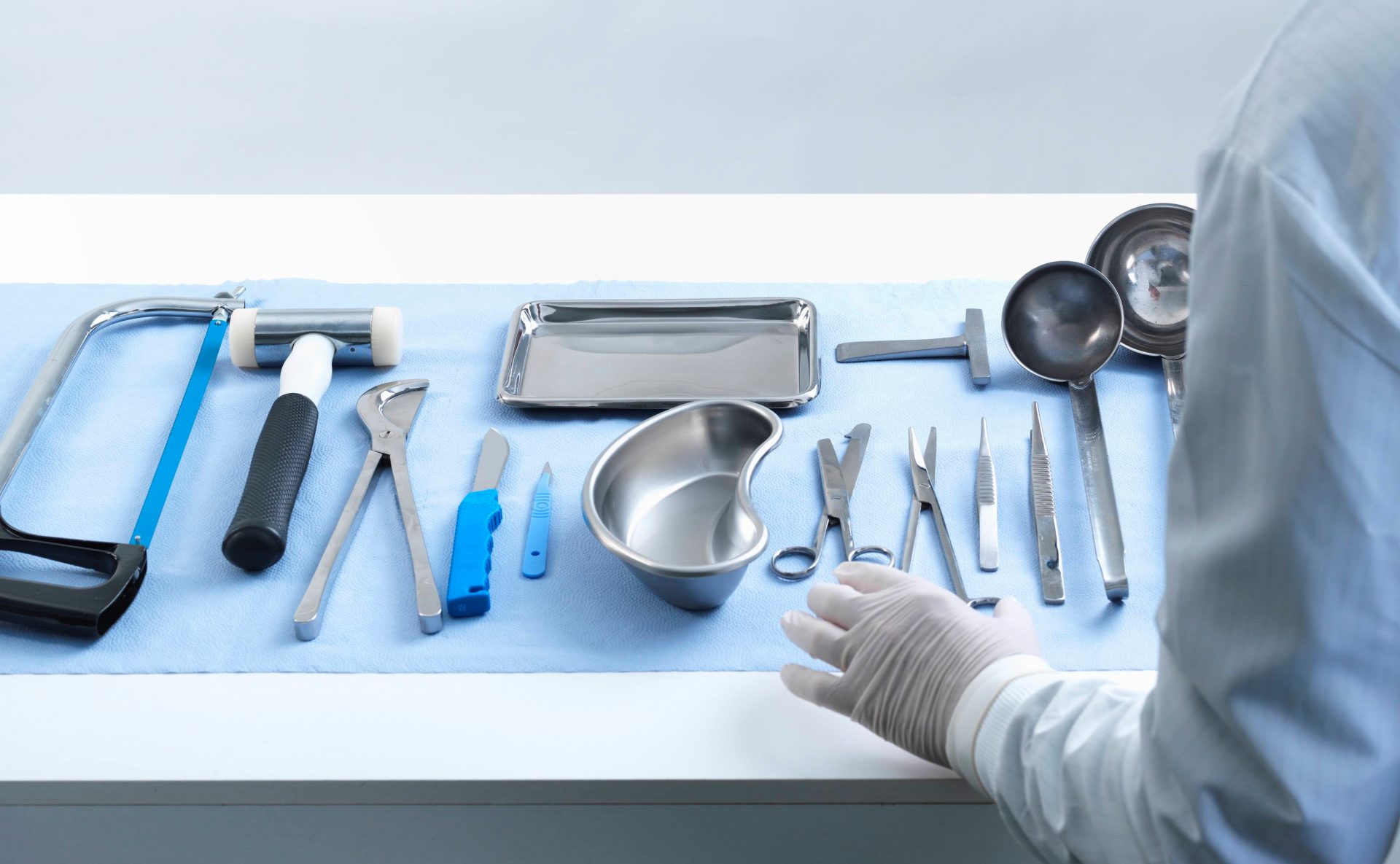 Man performs Lazarus act to wake up on coroner's autopsy table in Spain ...