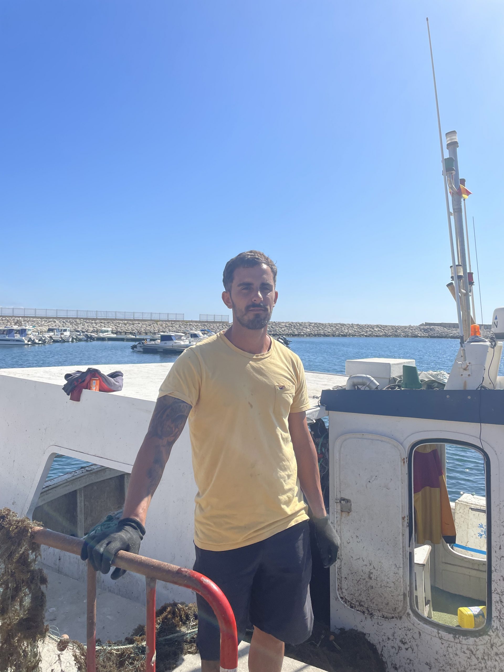 Defiant Spanish fishermen vow to continue trawling near Gibraltar ...