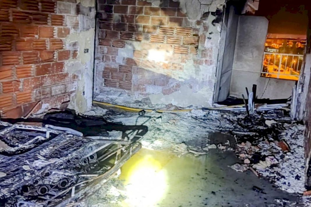 Girl, 3, taken to hospital after early-morning fire destroys flat in ...