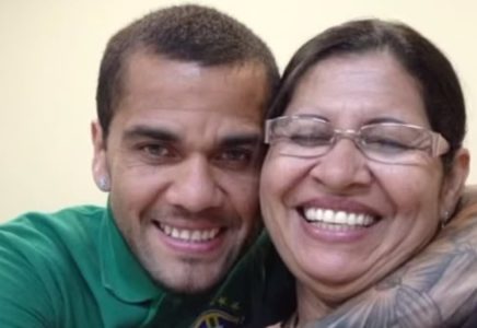 Cristiano Ronaldo 'facing 99 lashes for adultery after hugging a ...