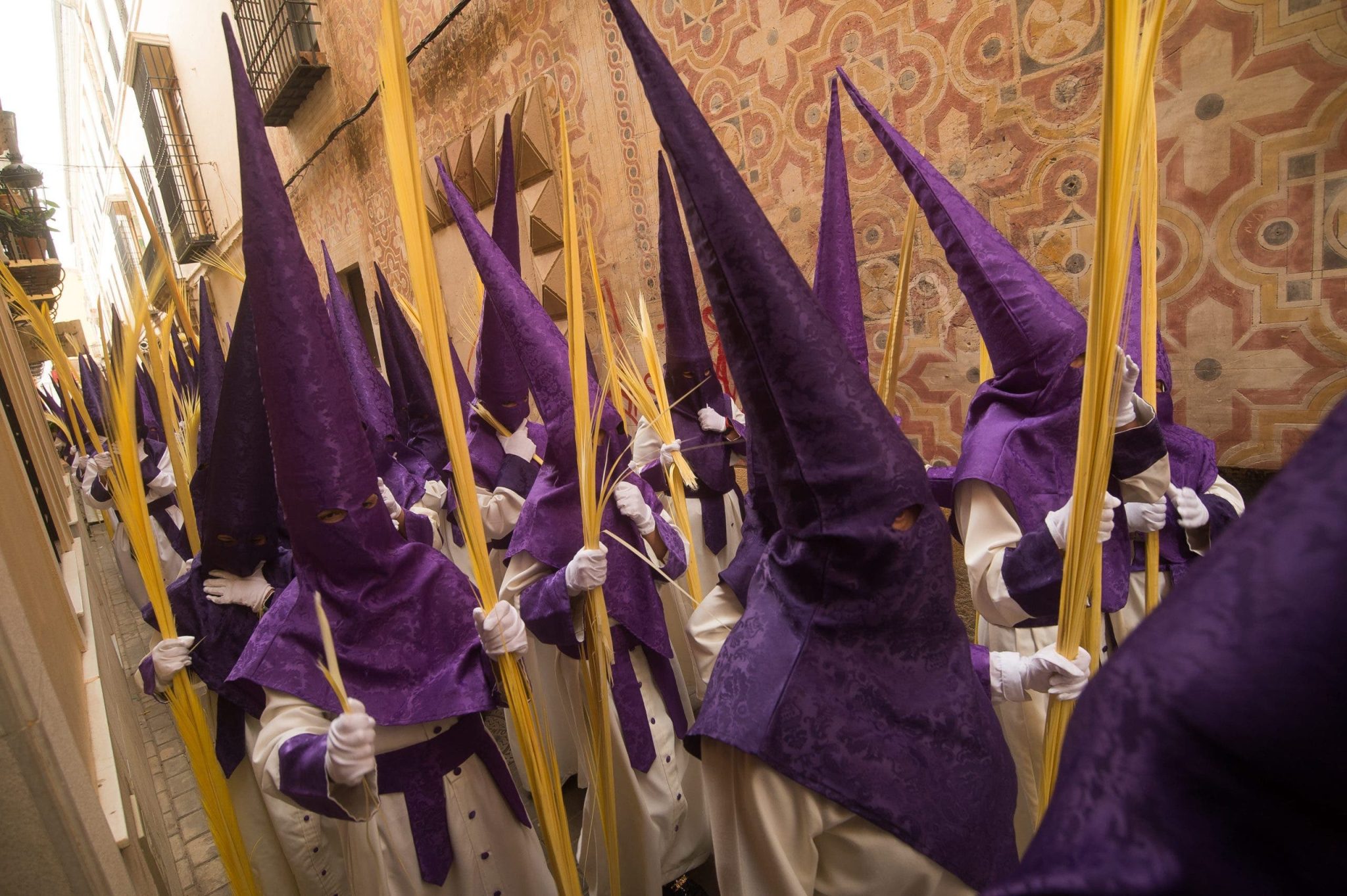 Holy Week in Spain: The history of the processions, ‘Nazarenos’ and ...