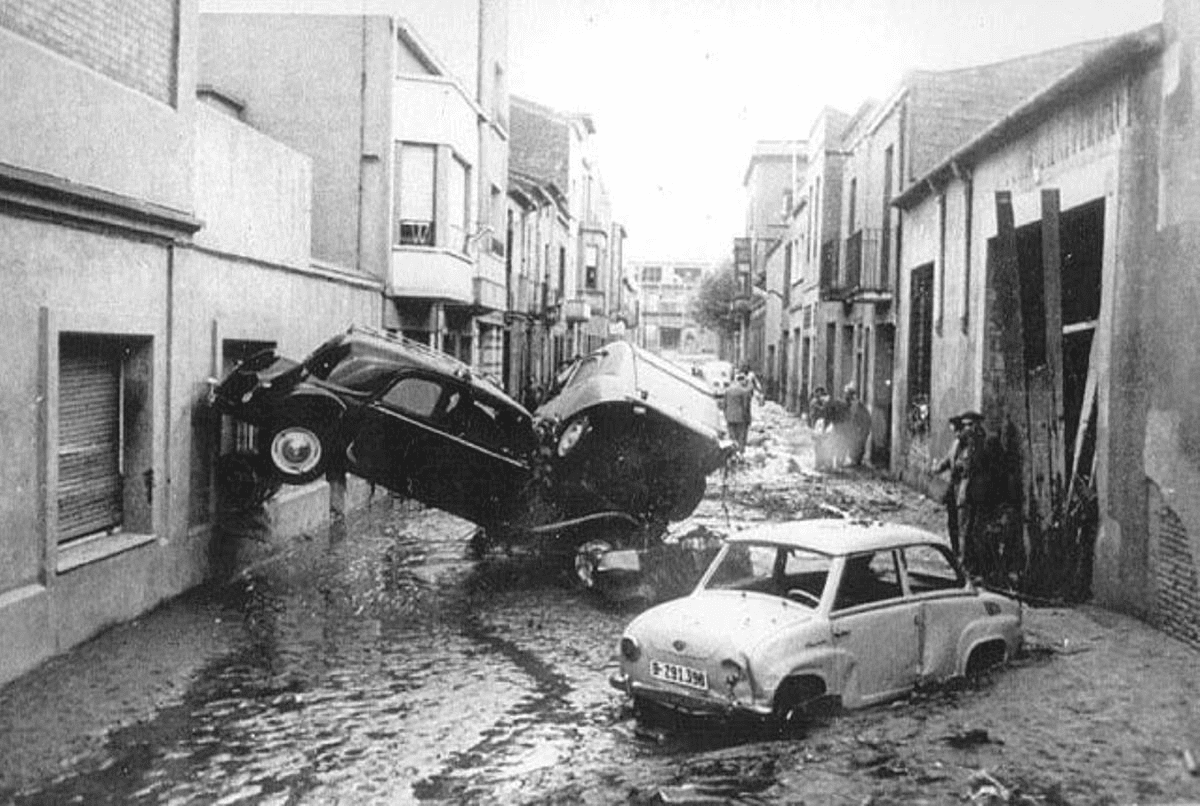 IN PICTURES: Remembering Spain's most catastrophic floods as this week ...
