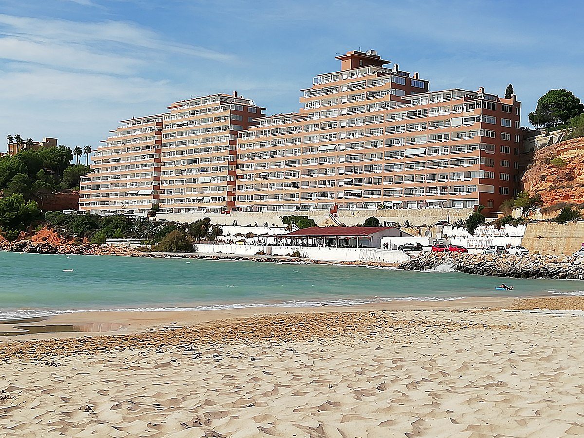 WATCH: 'Meteo-tsunami' strikes Spain's Menorca as footage shows huge ...