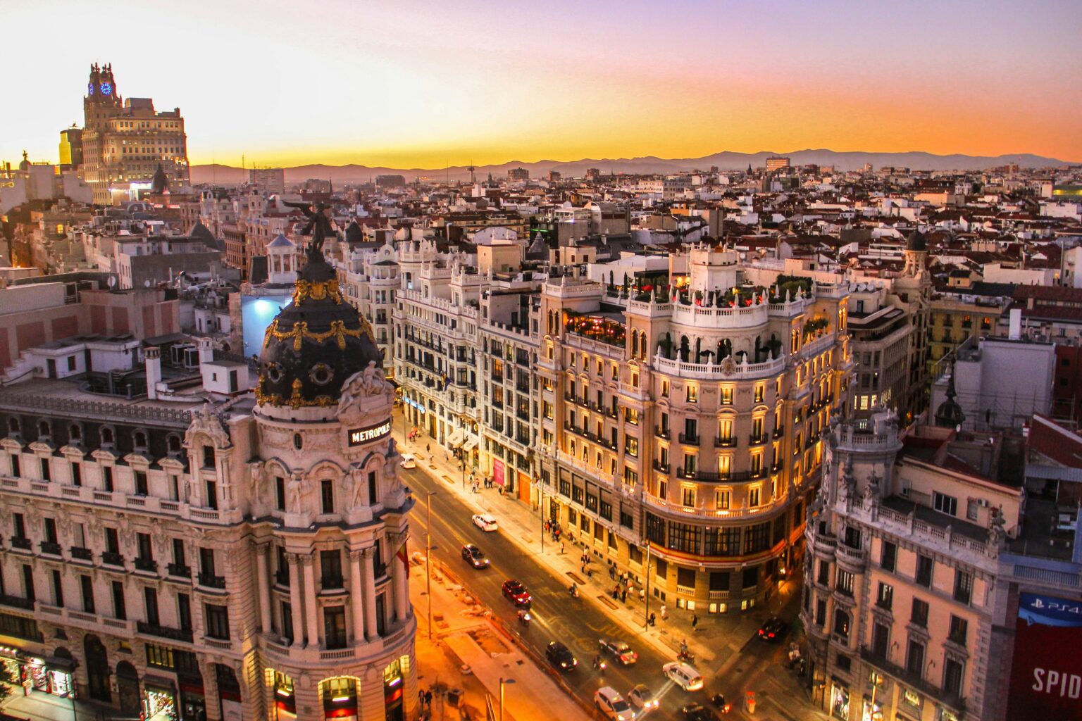 Madrid launches latest crackdown on Airbnb-style flats in Spain: These ...