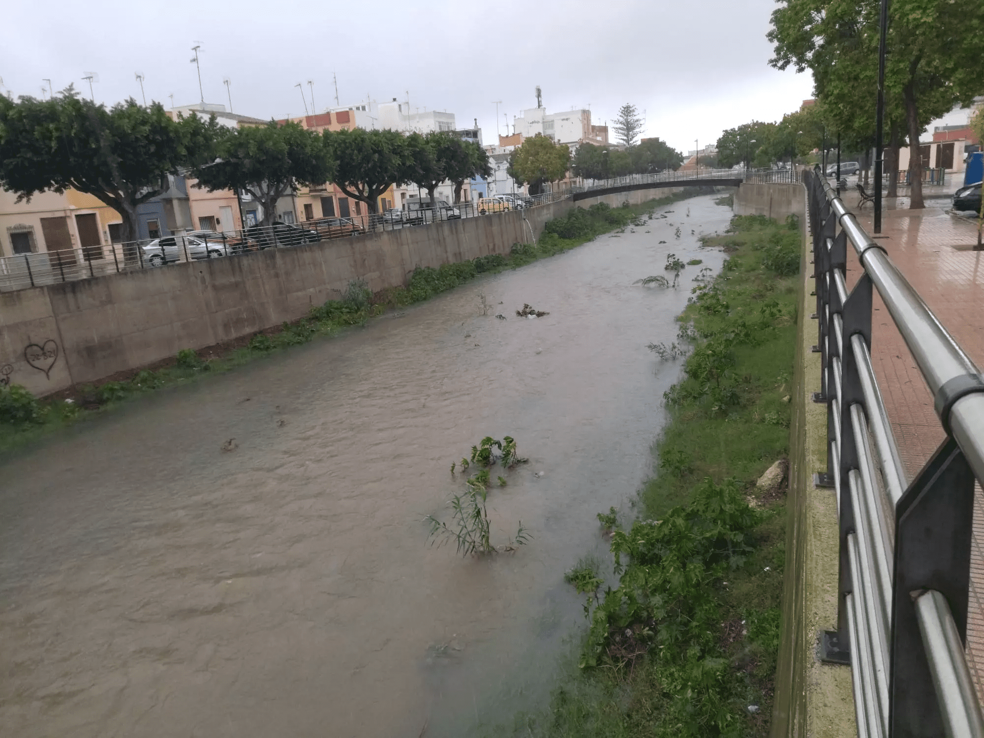 Watch: DANA reaches Alicante as flooding sparks road closures and ...