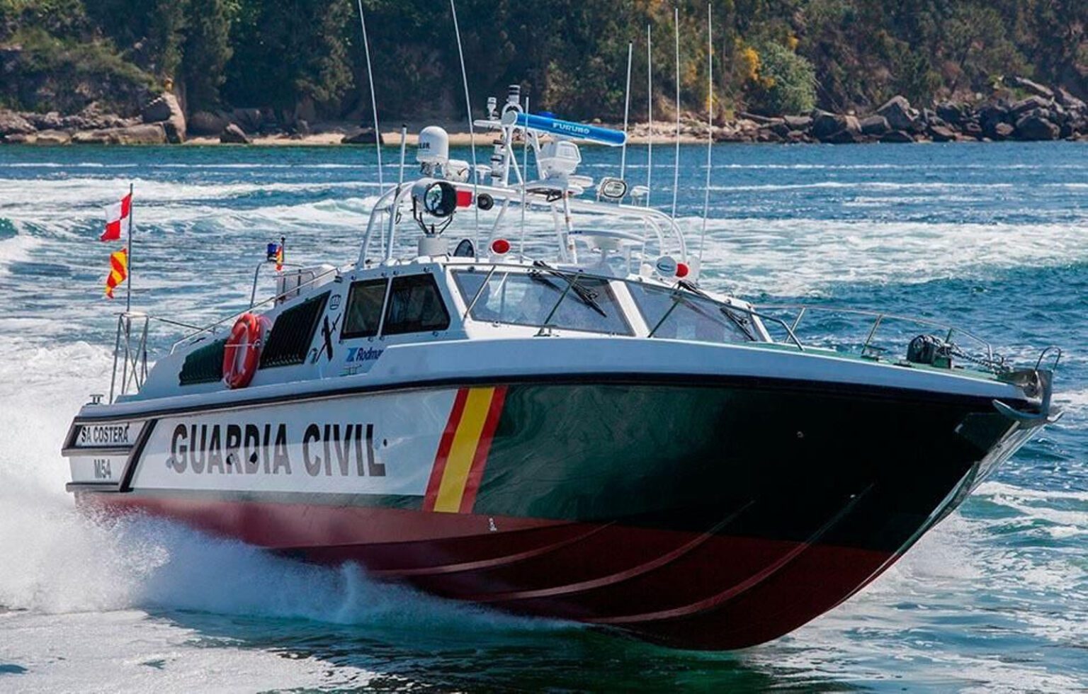 'Narco' is killed at sea after his boat collides with police vessel off ...