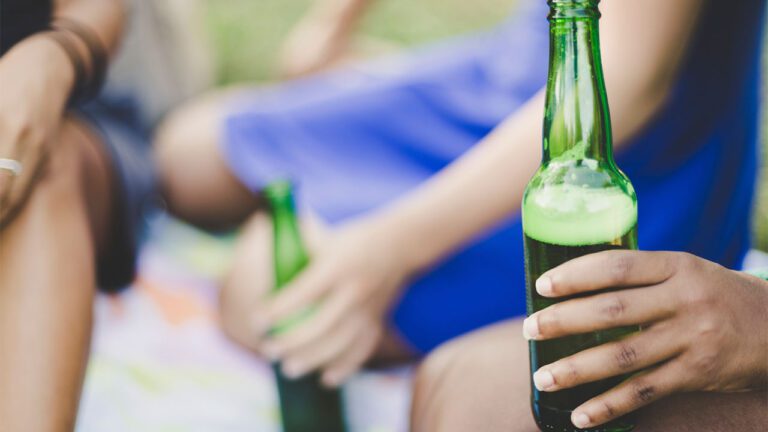 Spain proposes crackdown on underage drinking: Breathalysers at SCHOOLS ...