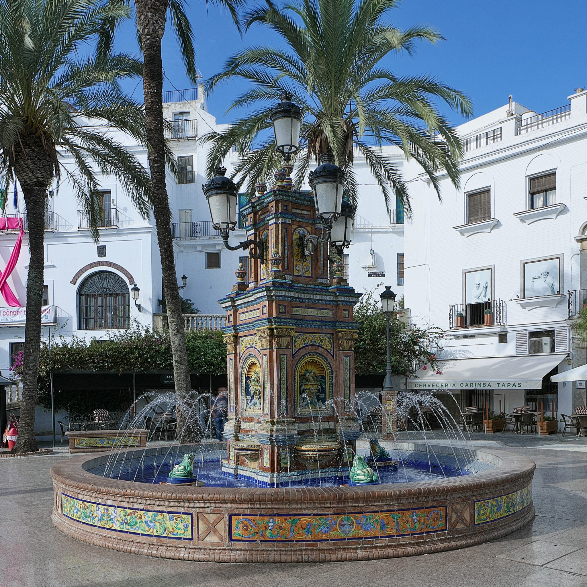 Nerve centre for dining: Jon Clarke explores why Vejer de la Frontera ...