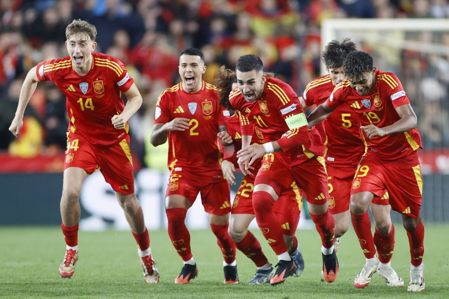 From Marbella to Madrid: The Costa del Sol’s original guiri signs for ...