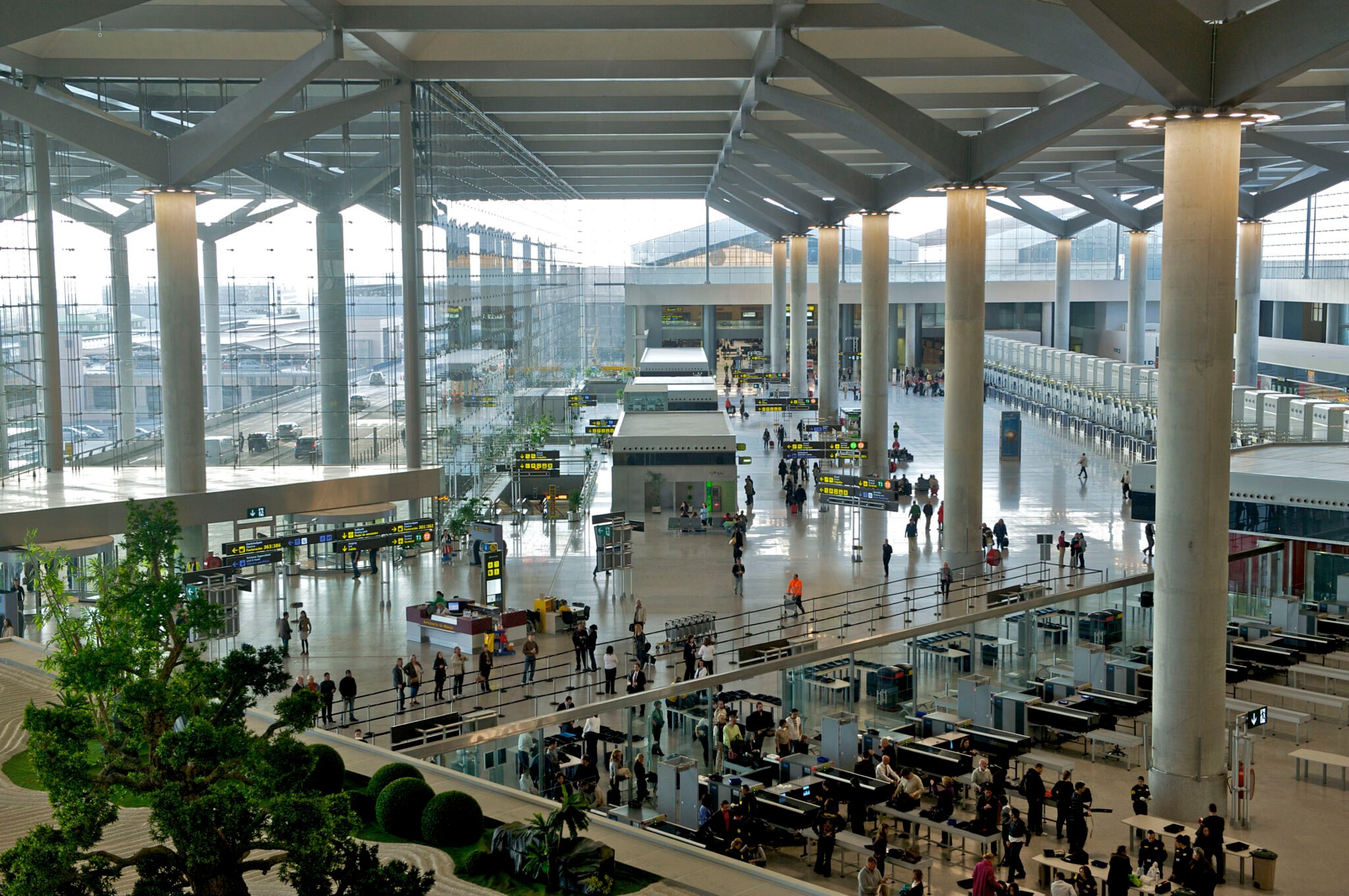 EXCLUSIVE Confusion reigns for Brits at Malaga airport: Tourists and ...