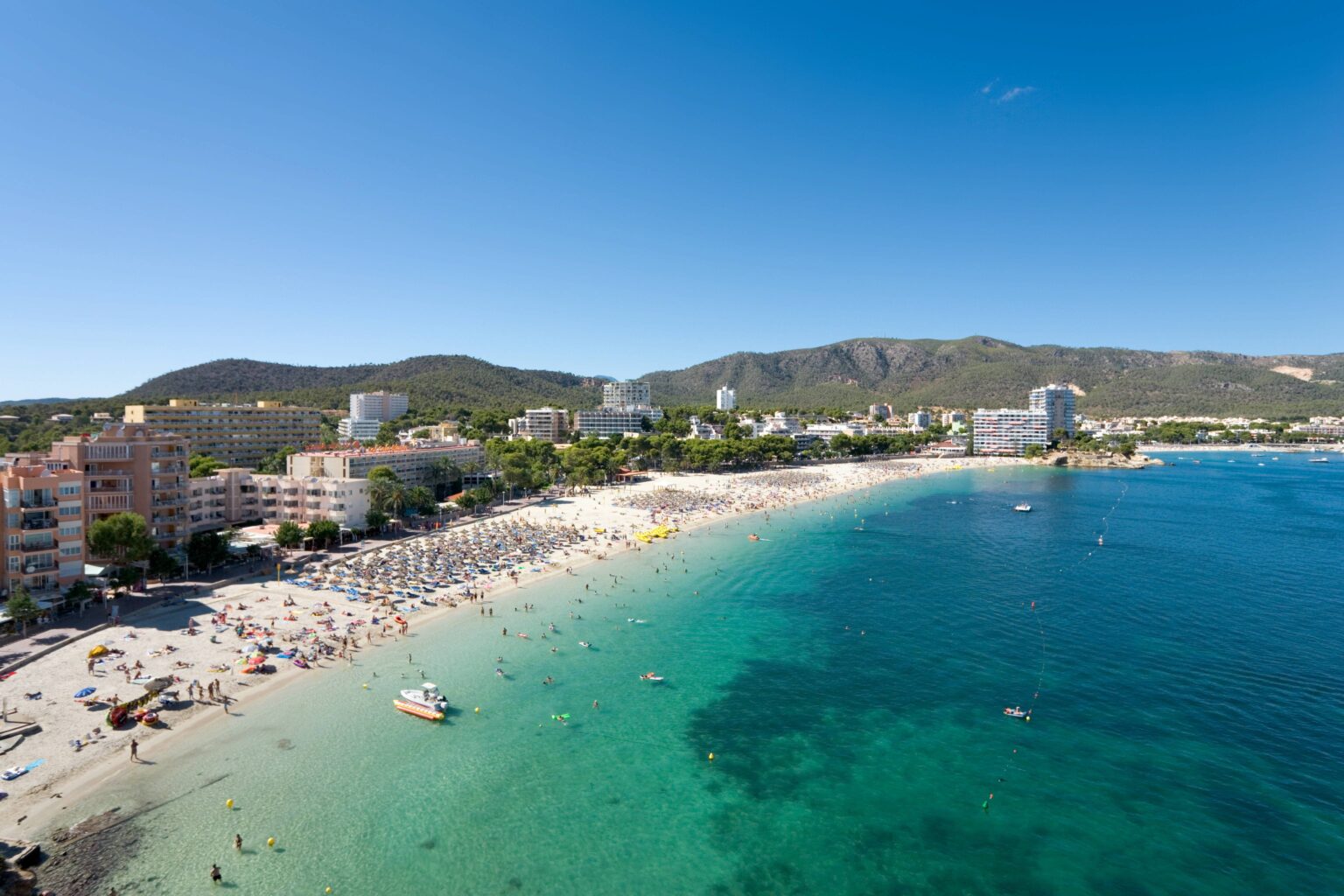 Spring surge in job creation on Balearics as seasonal work returns ...