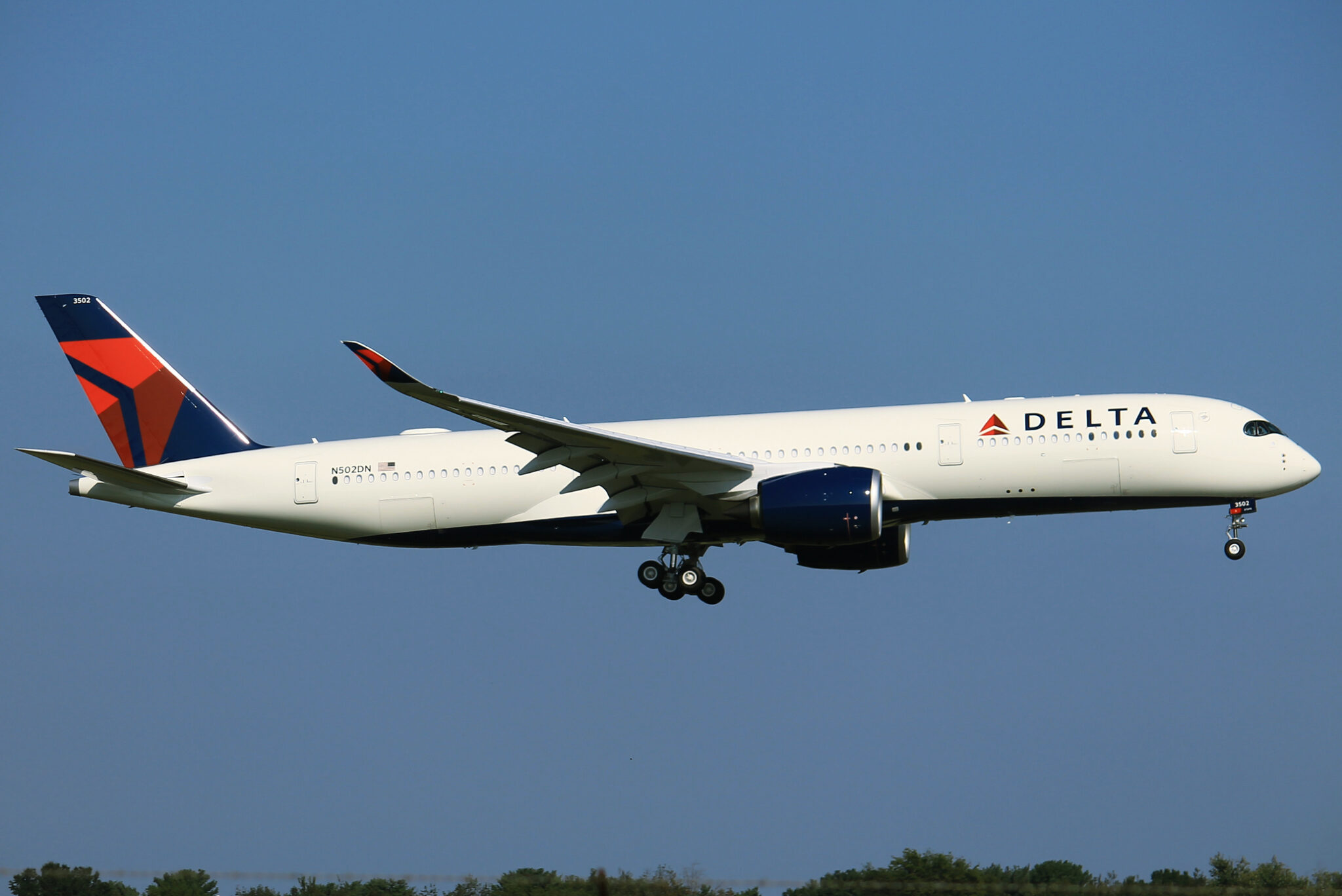 Flight from Spain makes emergency landing at US airbase on tiny ...
