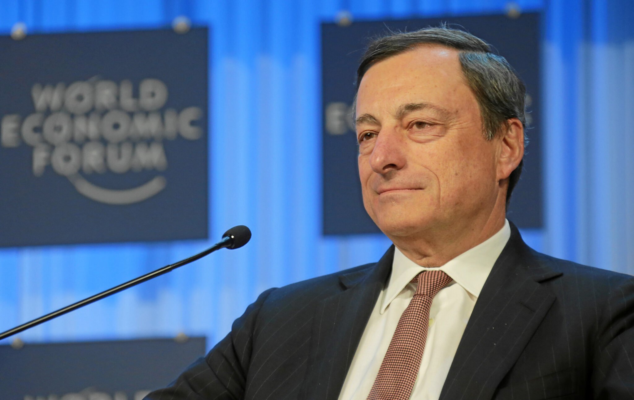 Former ECB head Mario Draghi receives rapturous applause as he calls ...