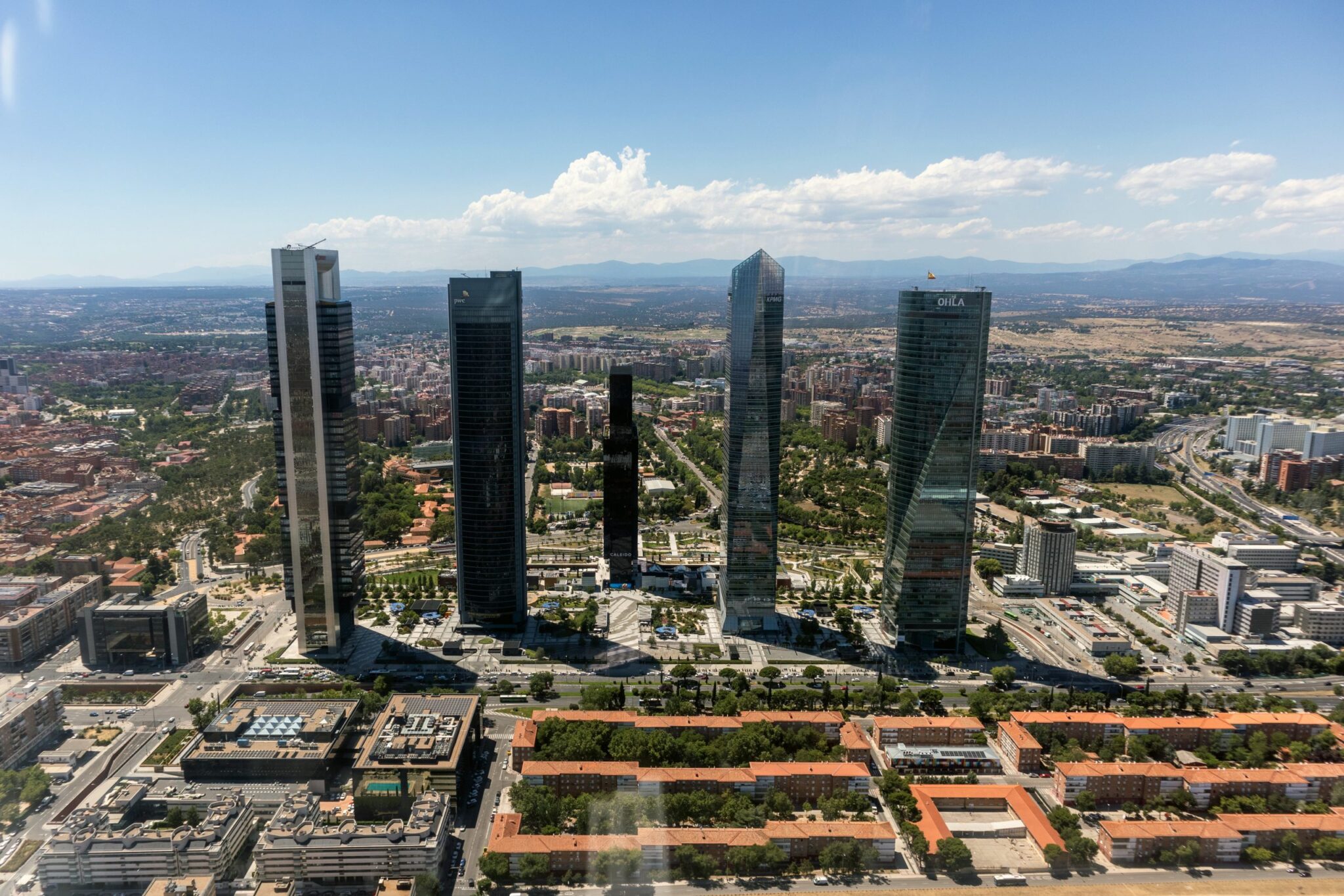 Sagrada Familia becomes the tallest building in Barcelona, surpassing ...