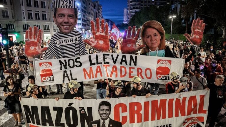 50,000 protest in Valencia- demanding Carlos Mazon's resignation over ...